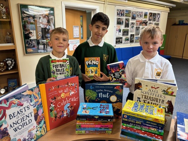 Best Books for Year 6: Recommended Booklist for Ages 10-11